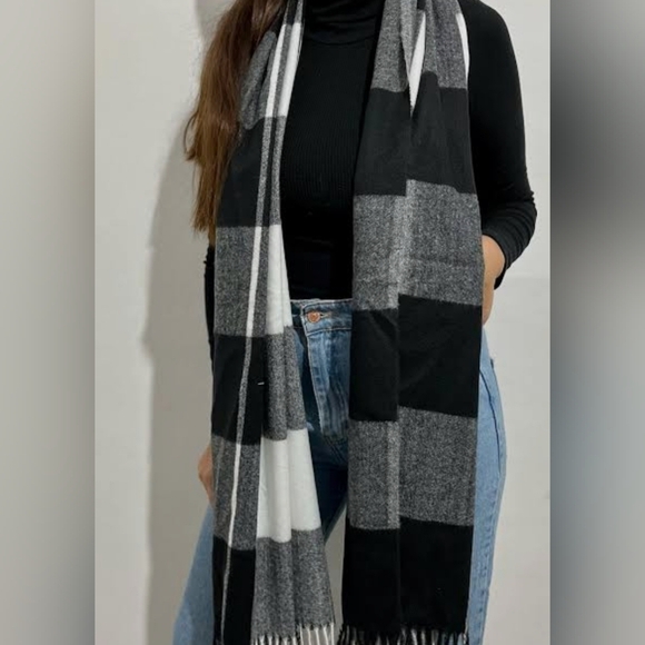 Promod | Accessories | Promod Big Chunky Plaid Wrap | Poshmark
